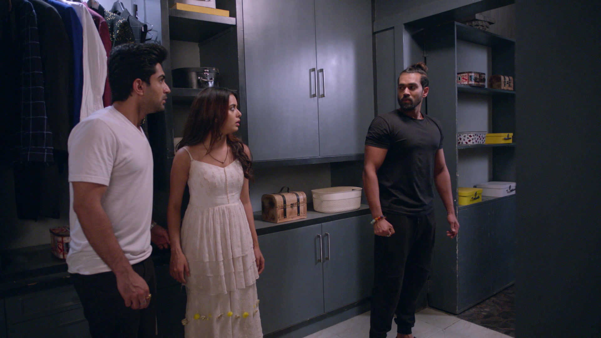Watch Divya Drushti S1 Episode 28 on JioHotstar