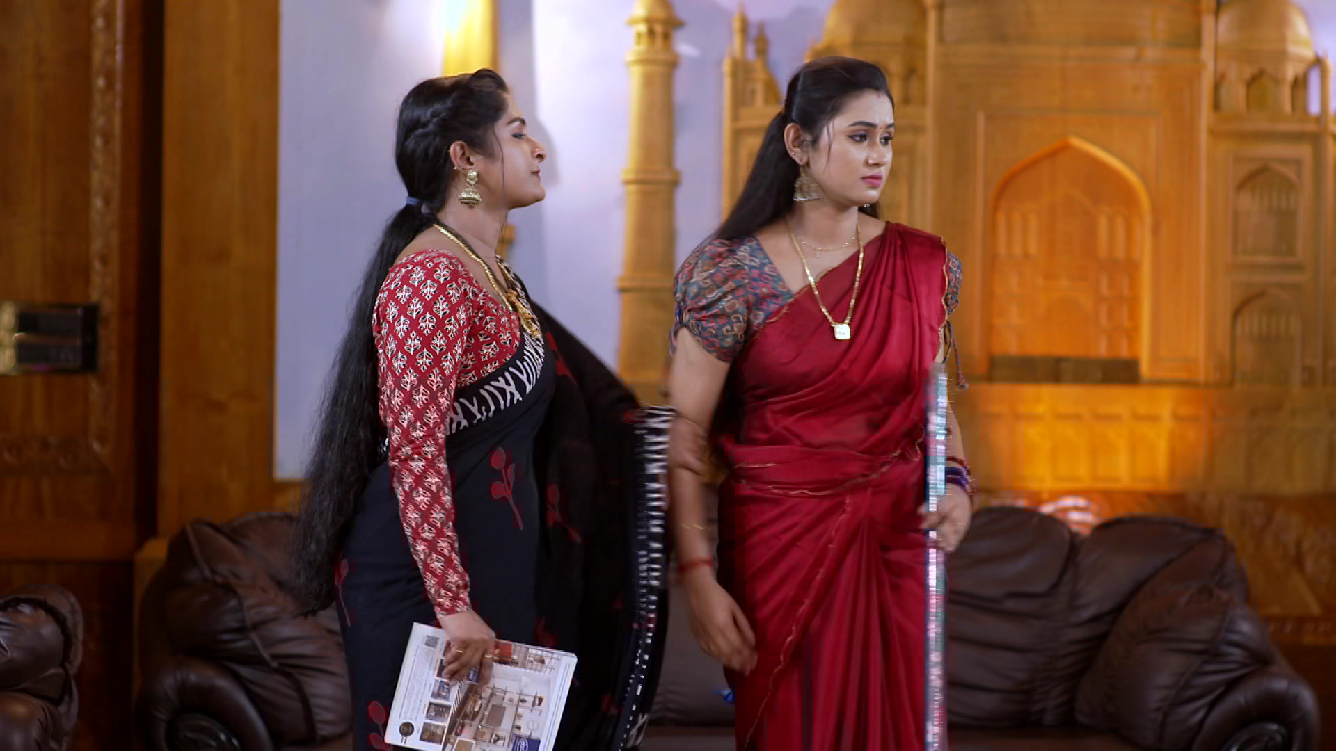 Stream Navya, Nayana's Rift Season 1 Episode 161 – Navya, Nayana's Rift ...