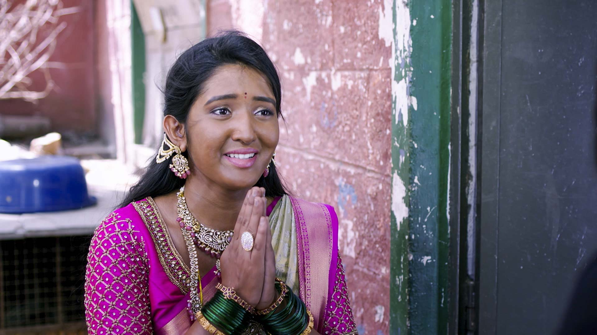 Watch Drishti Bottu Episode 175 on JioHotstar