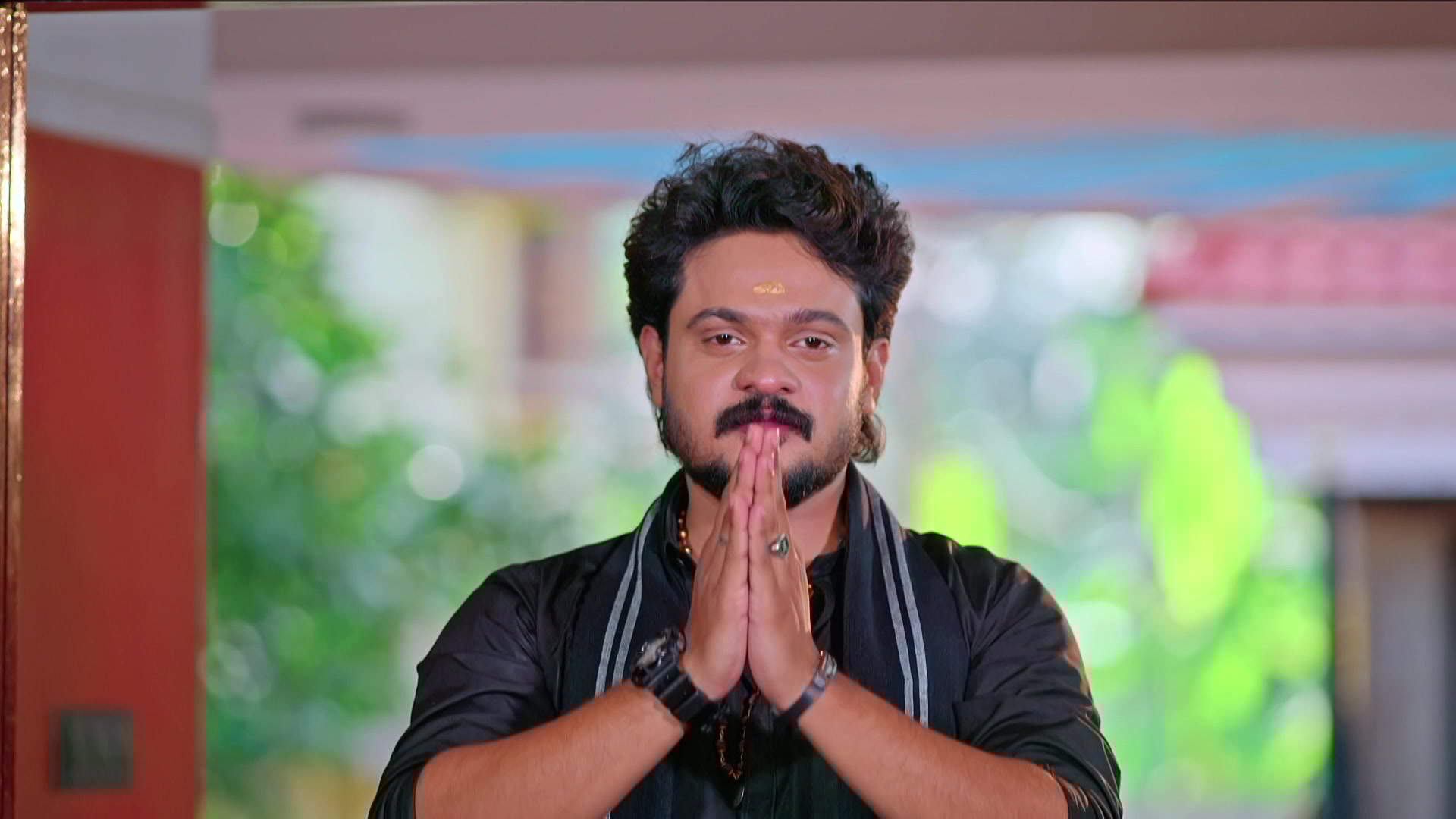 Watch Chempaneer Poovu Episode 46 on JioHotstar