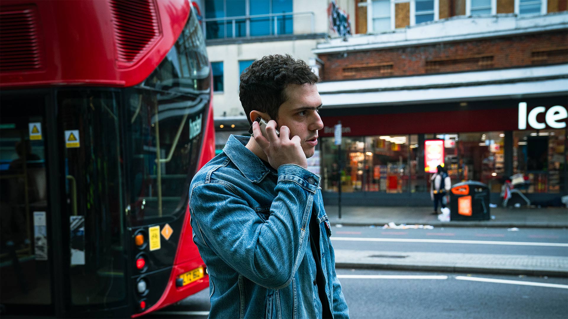 Watch Suspect: The Shooting of Jean Charles De Menezes Episode 1 on JioHotstar