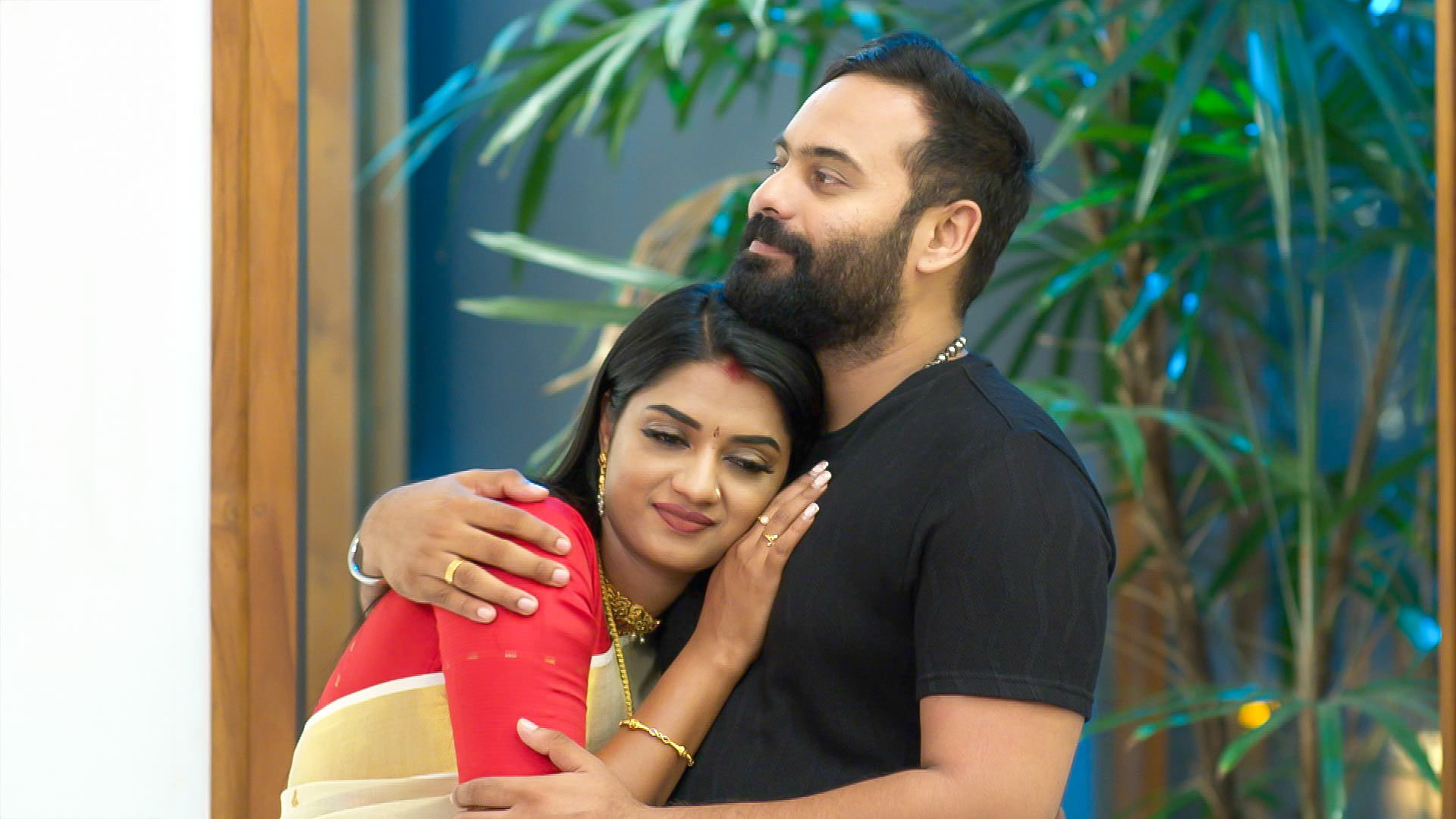 Snehakkoottu Drama Family Series, now streaming on Hotstar