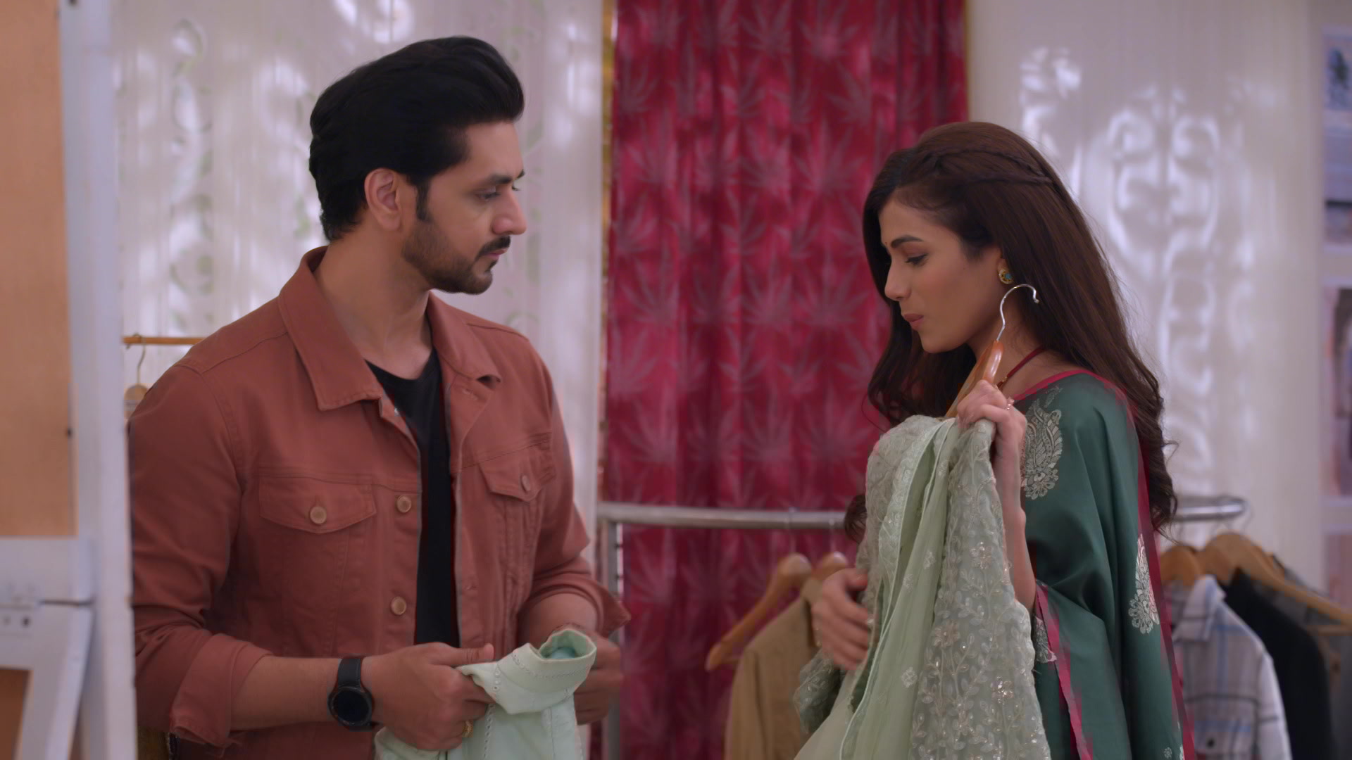 Watch Live TV Shows only on Watcho