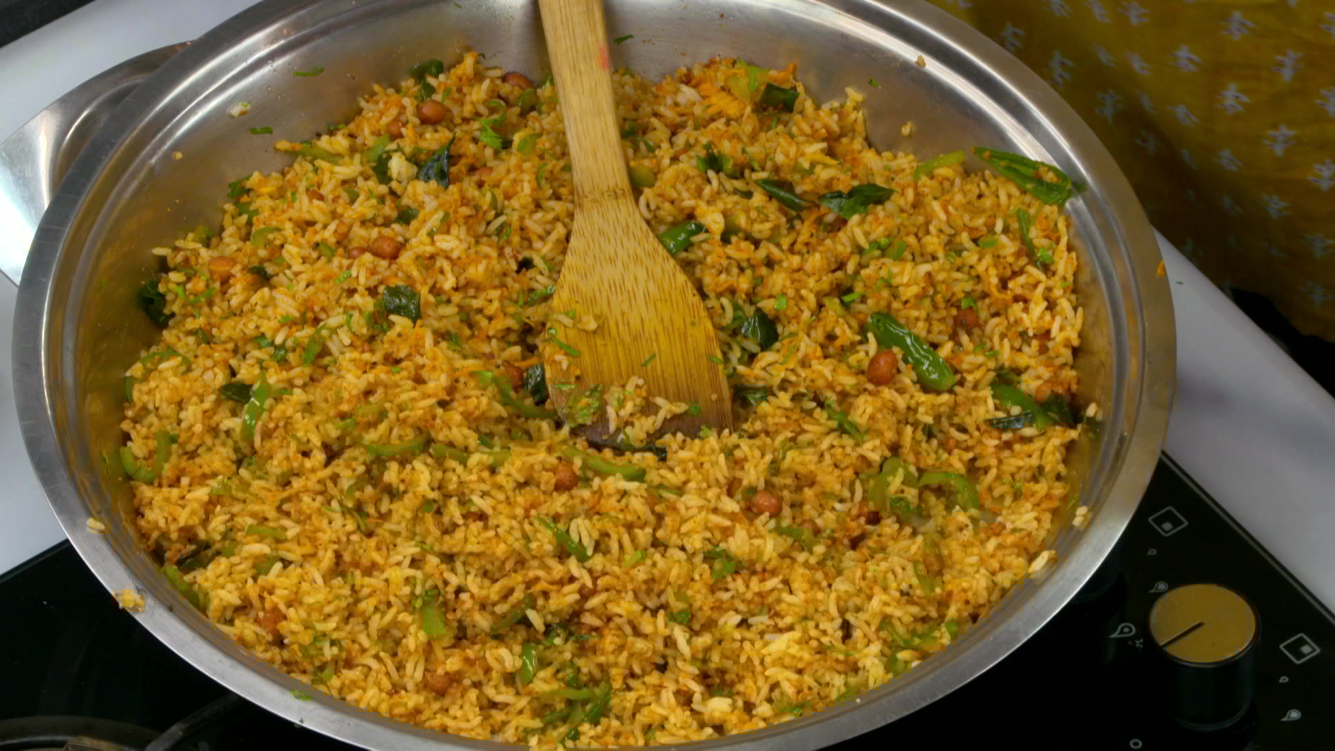 Watch Bombat Bhojana Episode 18 on JioHotstar