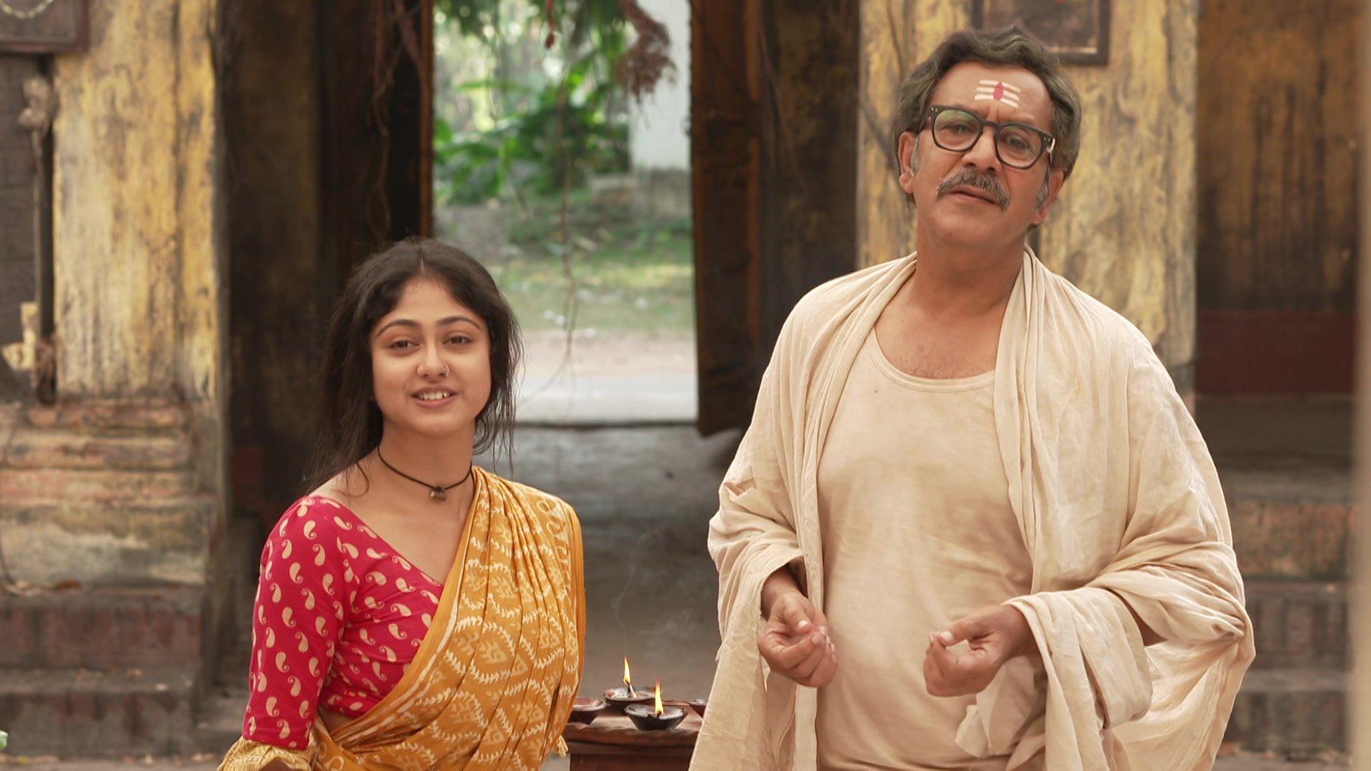 Watch Ponchomi S1 Episode 1 on JioHotstar
