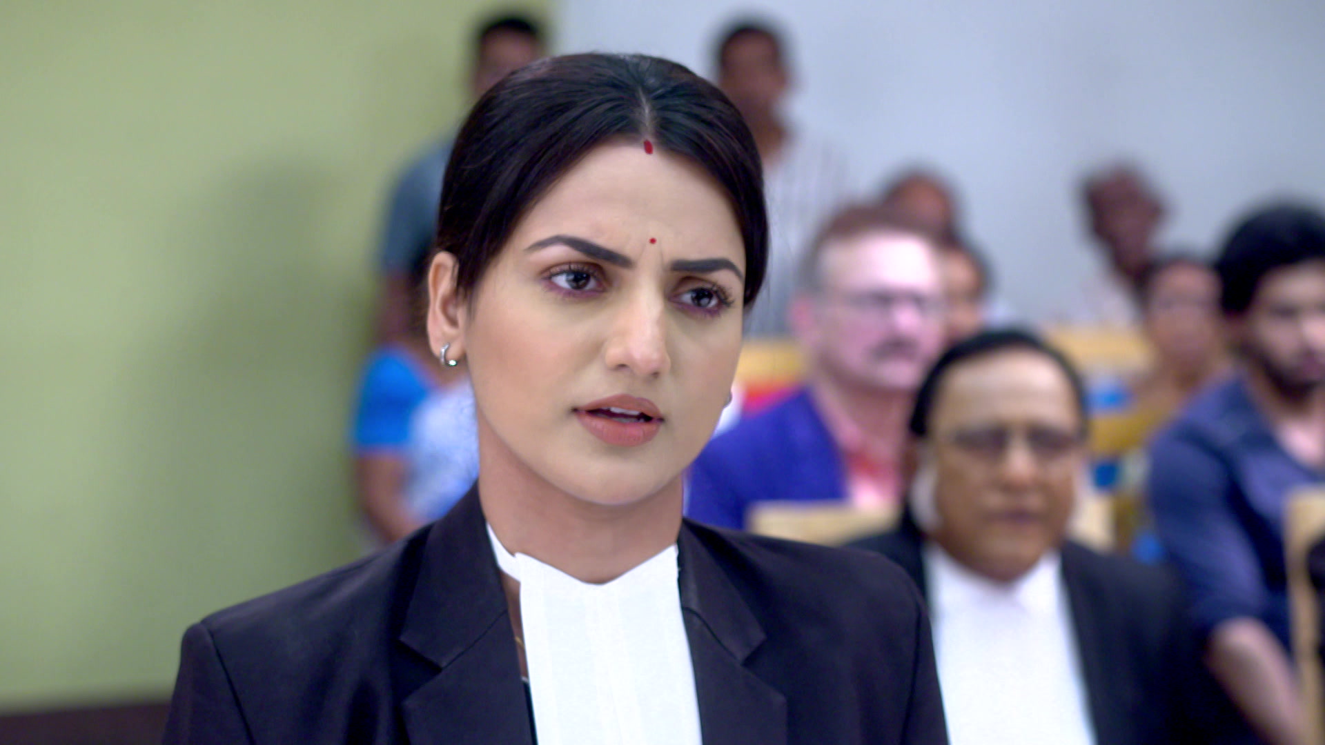 Watch Geeta LL.B S1 Episode 359 on JioHotstar
