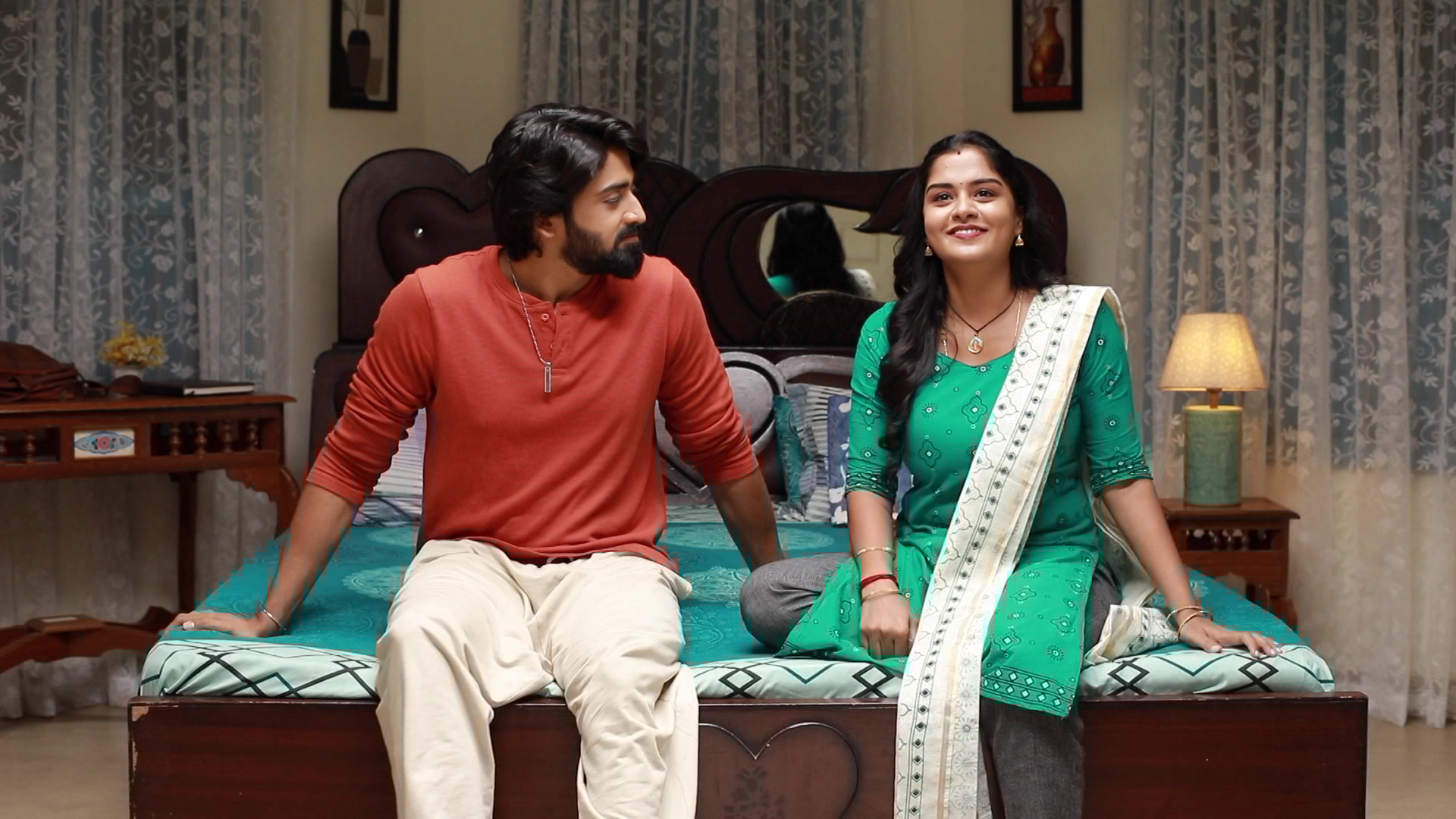 Watch Mahanadhi S1 Episode 458 on JioHotstar