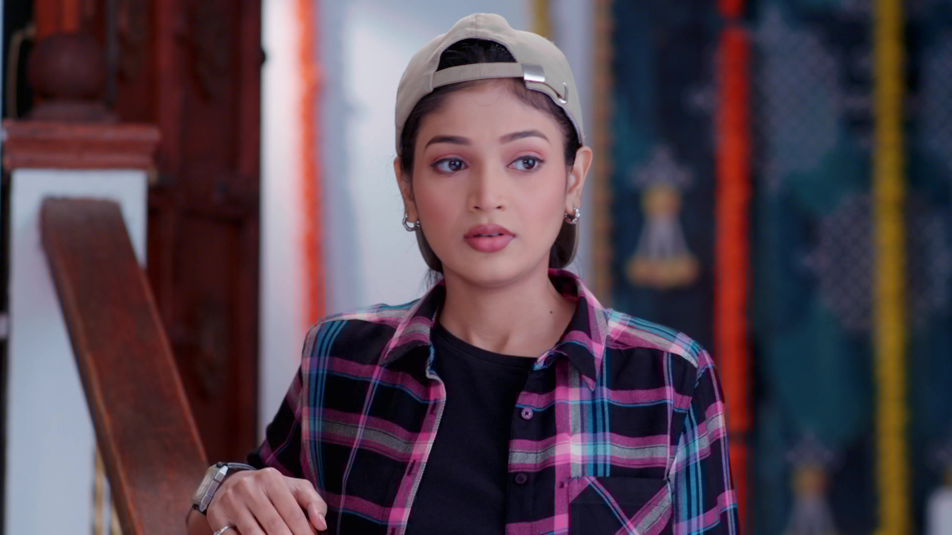 Watch Lakshmichya Pavalani Episode 381 on JioHotstar