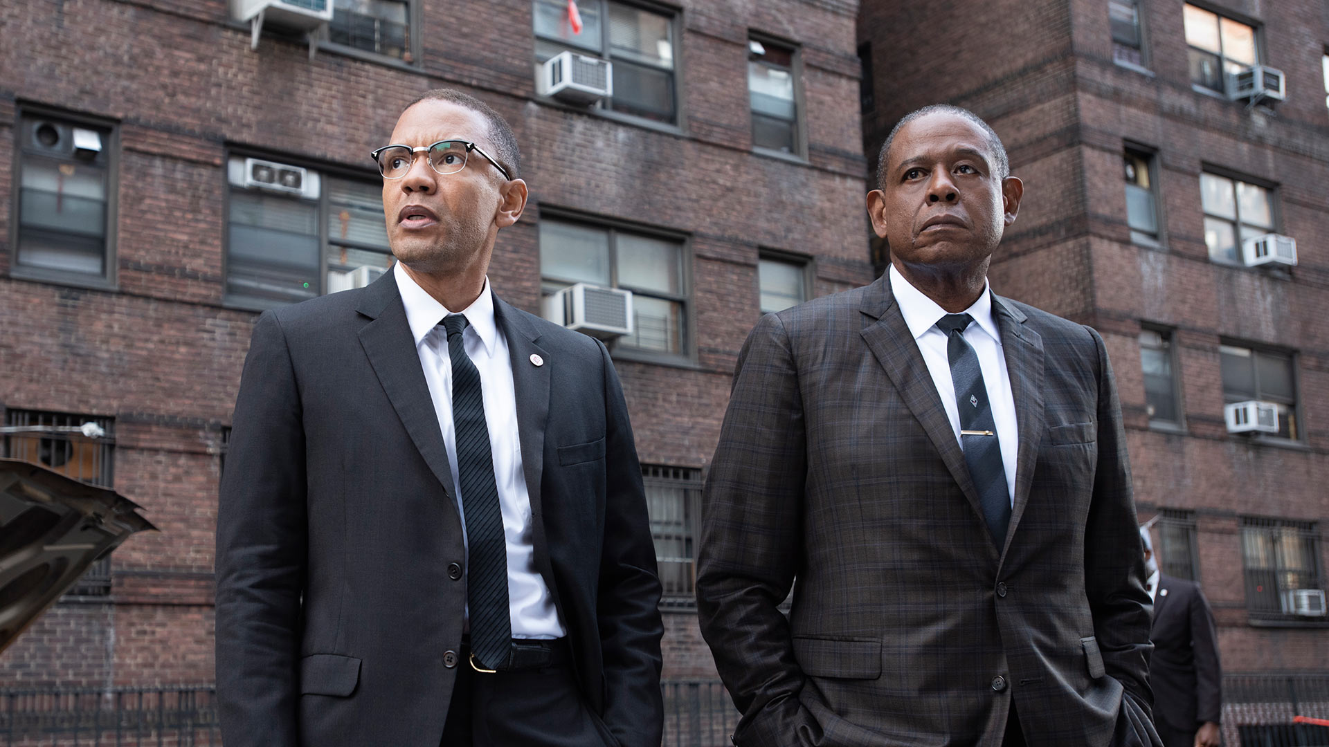 Nonton Pilot Season 1 Episode 1 - Pilot di Disney+