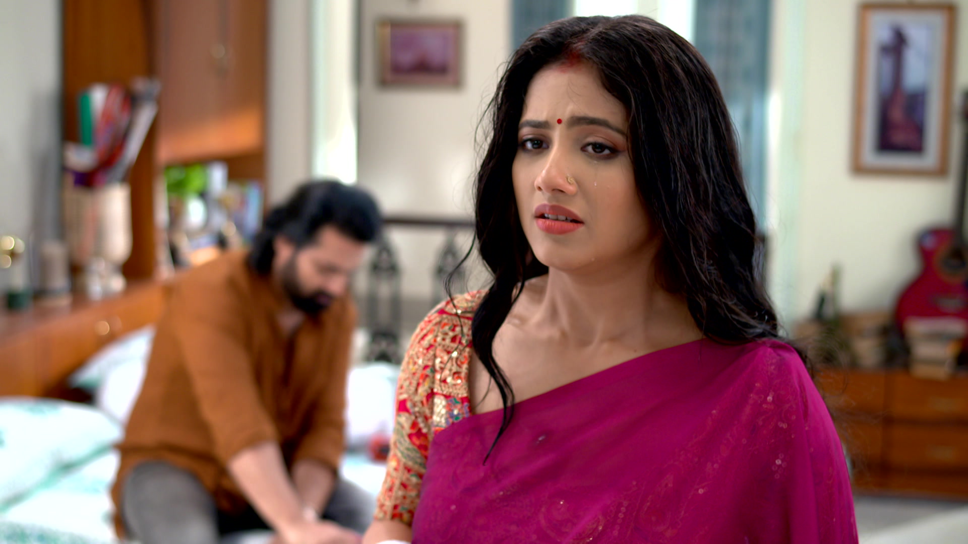 Watch Uraan S1 Episode 76 on JioHotstar