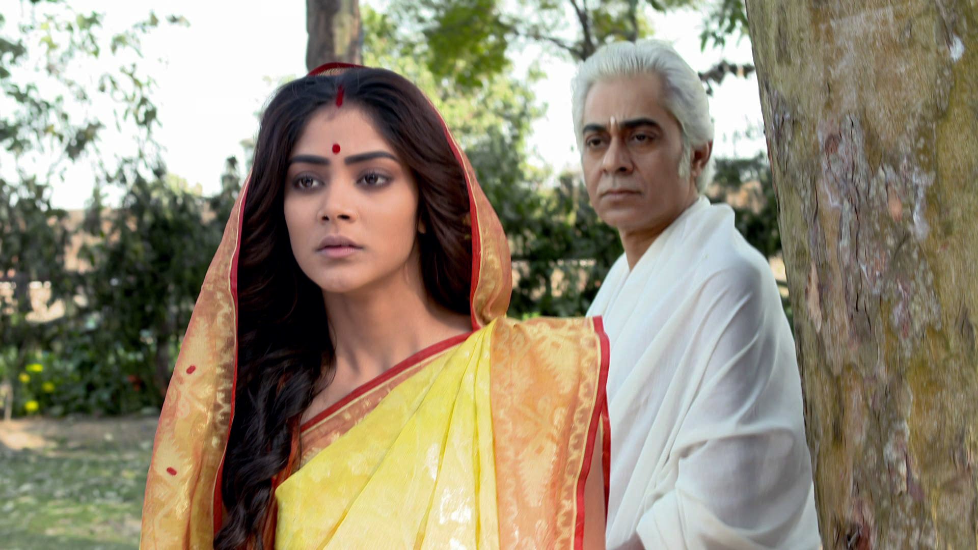 Watch Debi Choudhurani S1 Episode 180 on JioHotstar