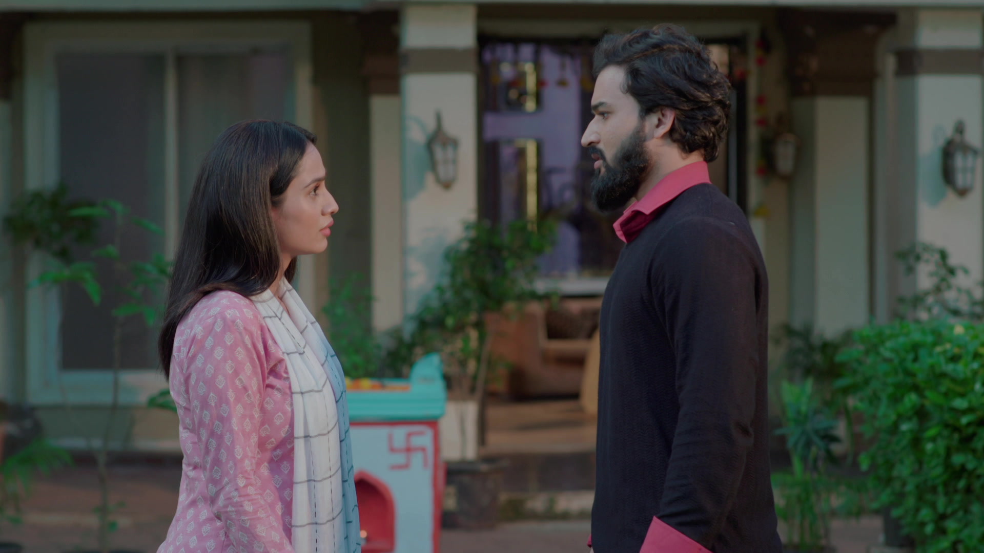 Watch Man Dhaga Dhaga Jodte Nava Episode 450 on JioHotstar