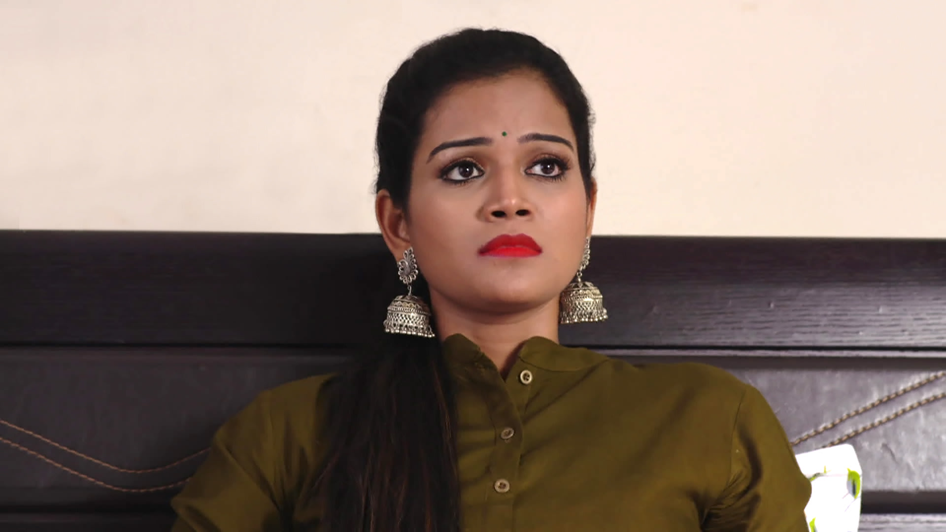 Stream A Shock Awaits Shailu Season 1 Episode 7 – A Shock Awaits Shailu ...