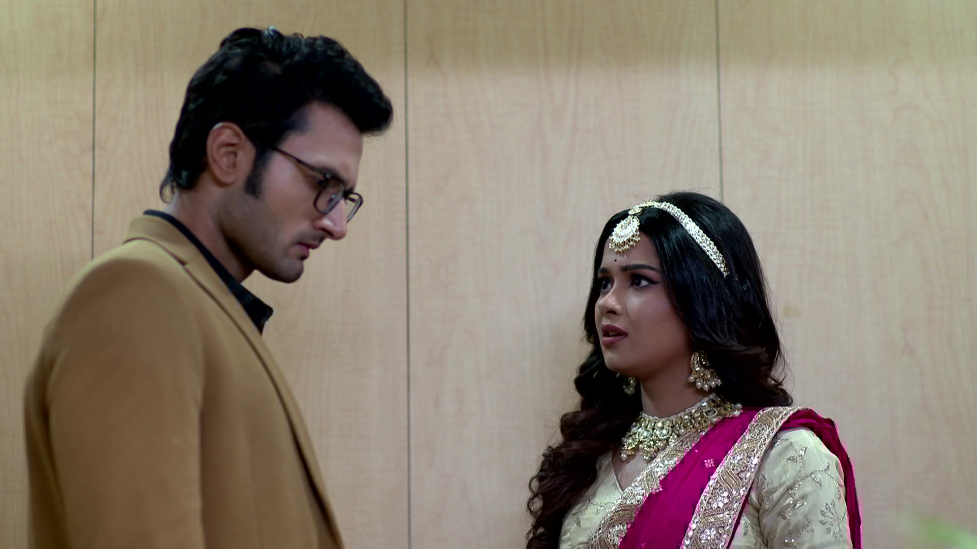 Watch roshnai only on Watcho