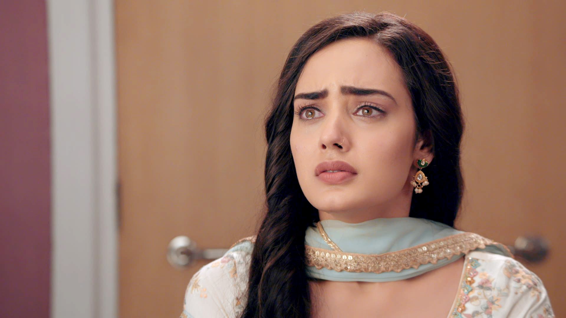 Watch Teri Meri Doriyaann S1 Episode 181 on JioHotstar