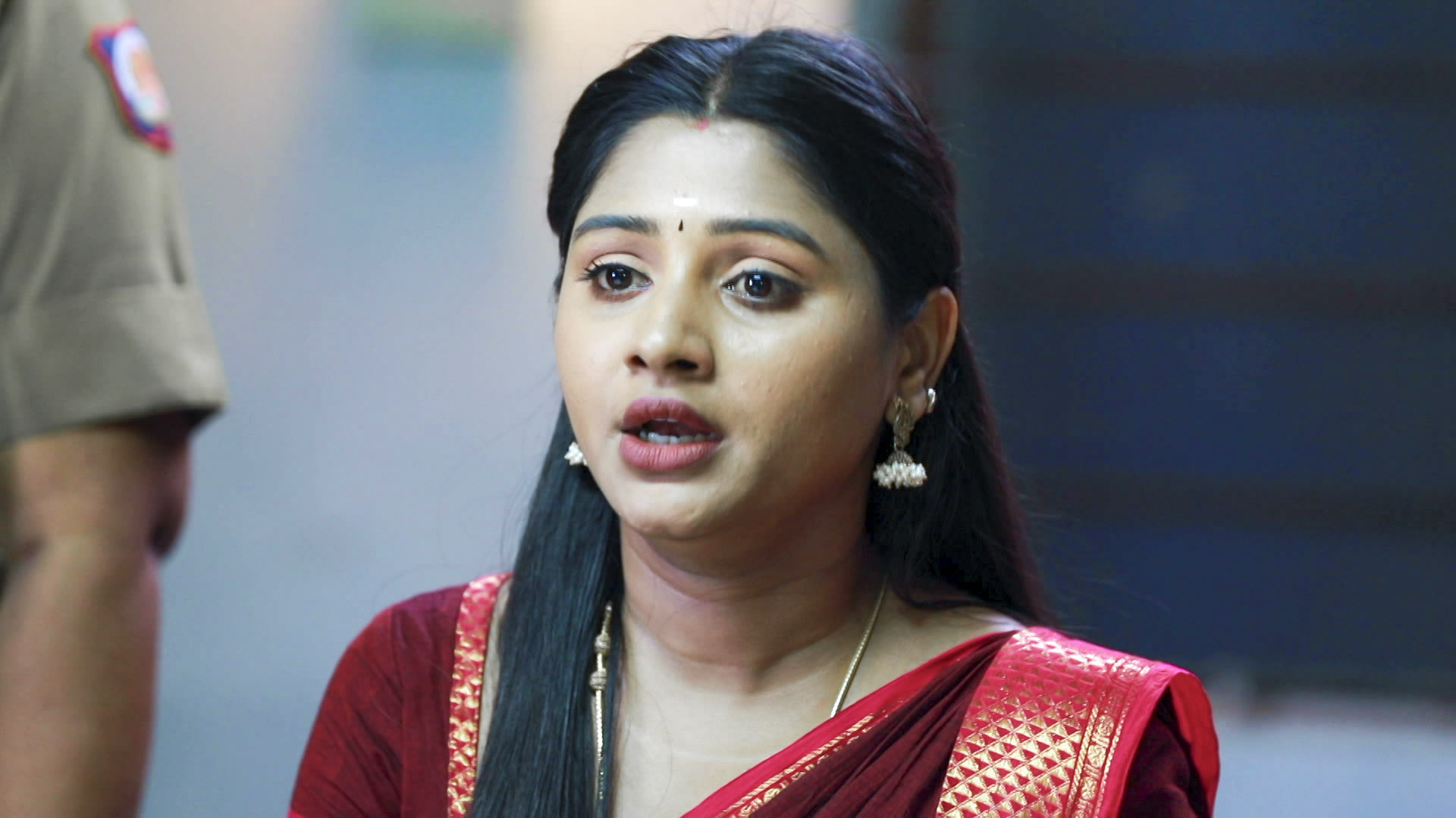 Watch Sindhu Bairavi Kacheri Arambam Episode 75 on JioHotstar