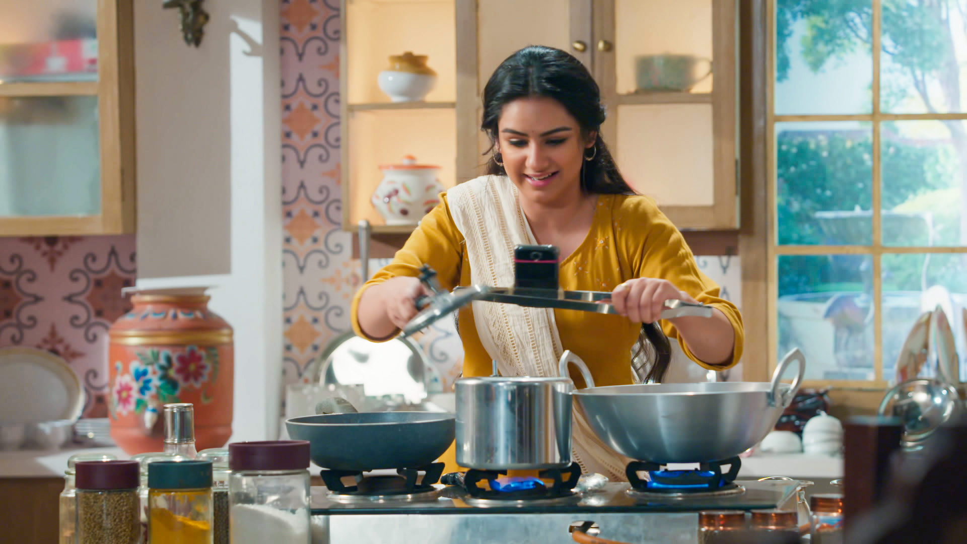 Watch Do Dooni Pyaar S1 Episode 1 on JioHotstar