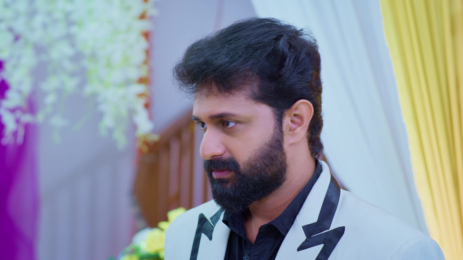 Watch Snehakkoottu S1 Episode 144 on JioHotstar