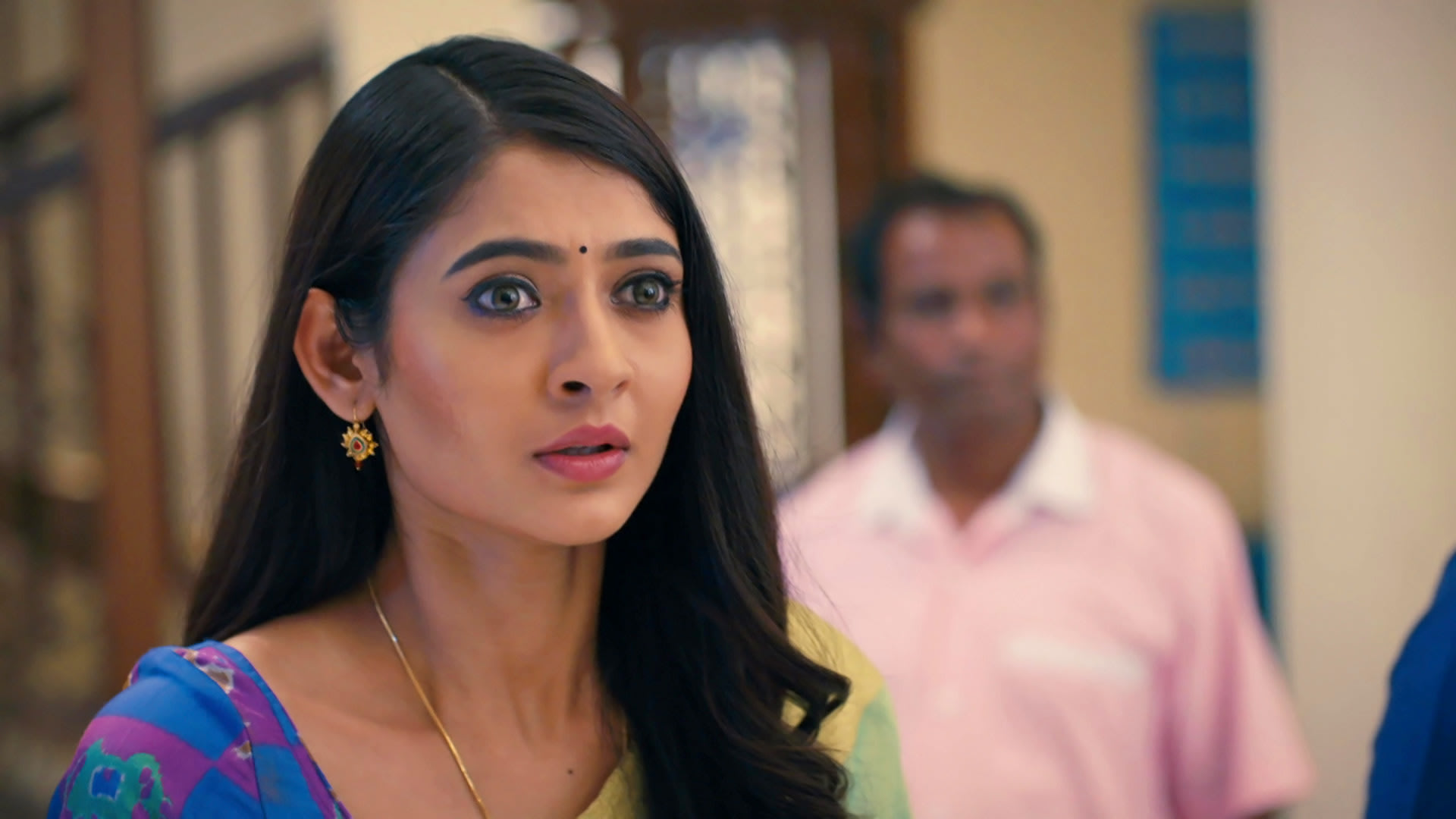 Watch mehndi-hai-rachne-waali only on Watcho