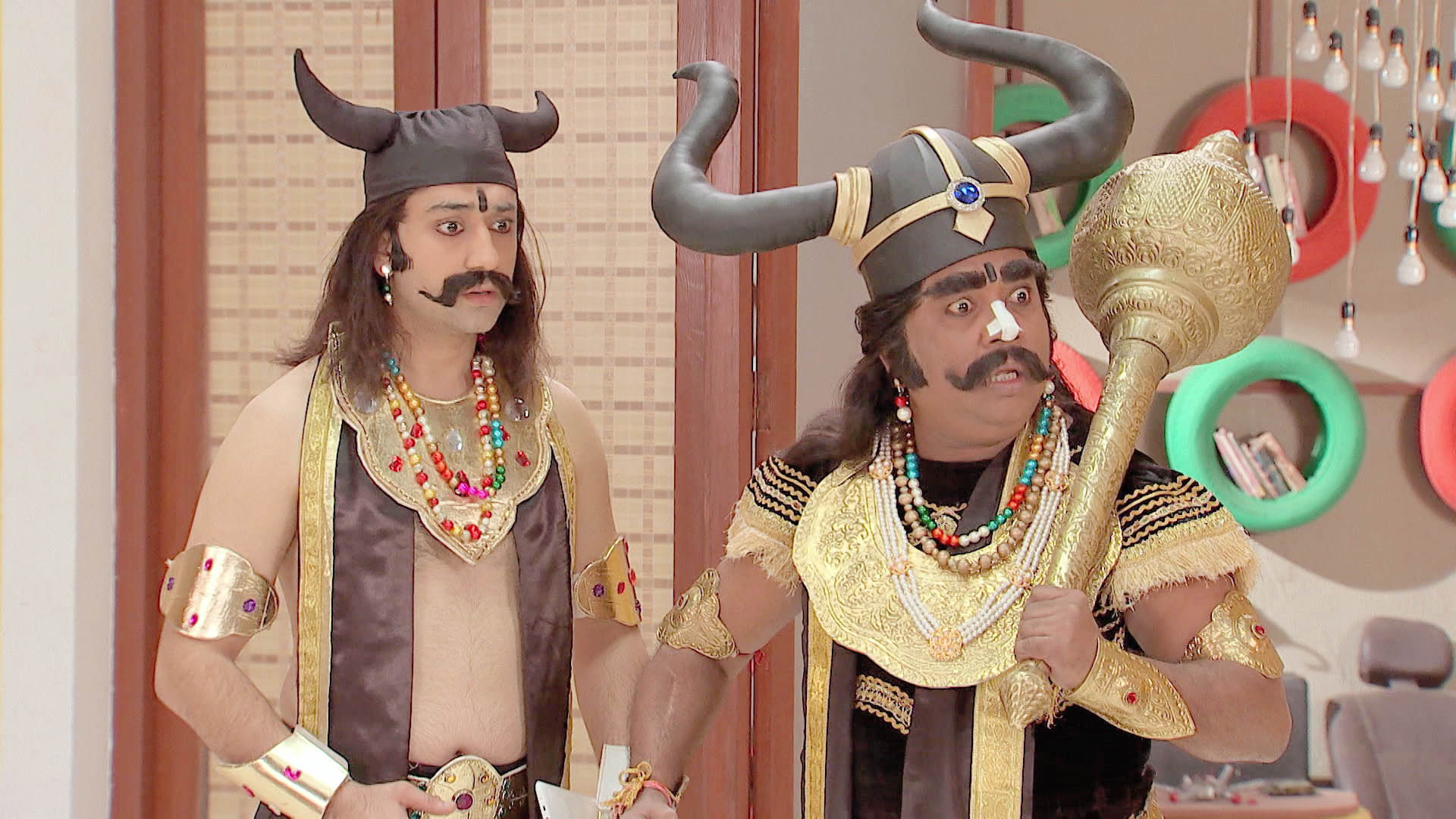 Watch New Episodes of maan-na-maan-main-tera-mehmaan only on Watcho