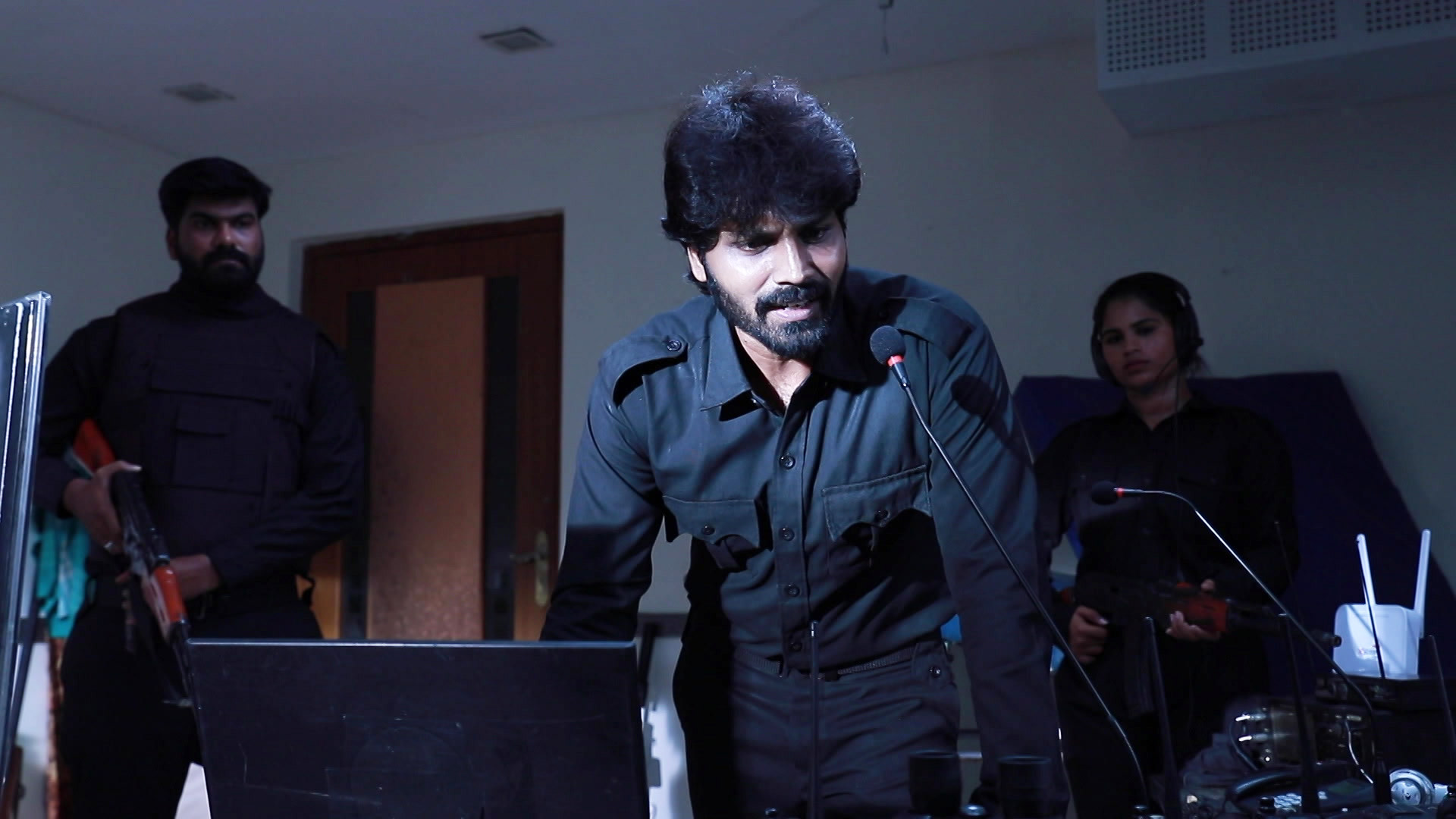 Watch Barathi Kannamma 2 S1 Episode 904 on JioHotstar