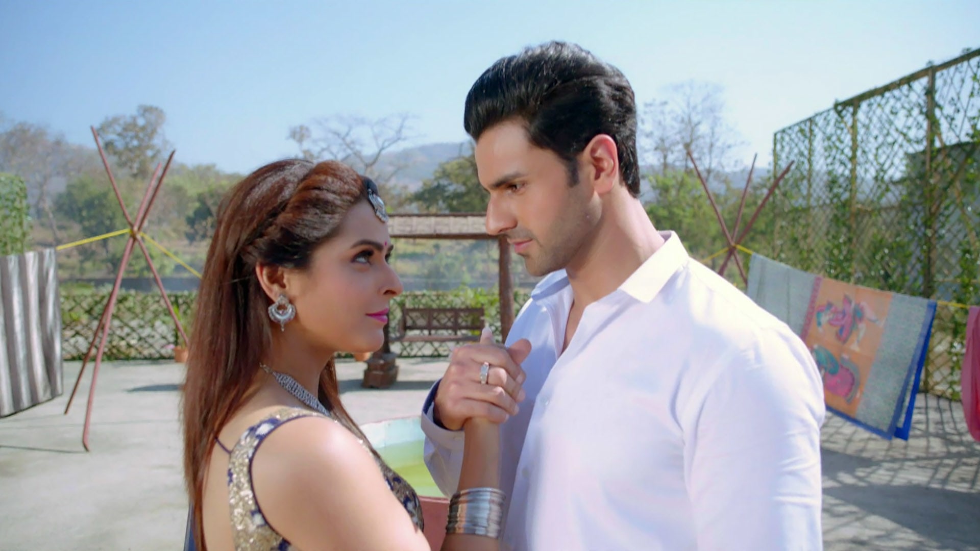 Watch Qayaamat Ki Raat S1 Episode 62 on JioHotstar