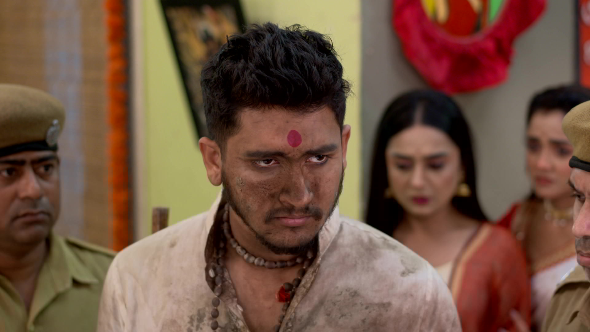 Watch Kothha Episode 445 on JioHotstar