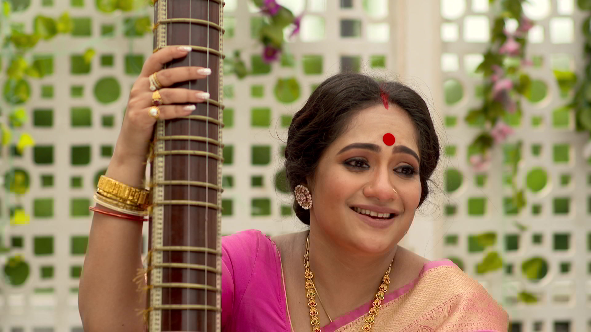 Watch Saheber Chithi S1 Episode 89 on JioHotstar