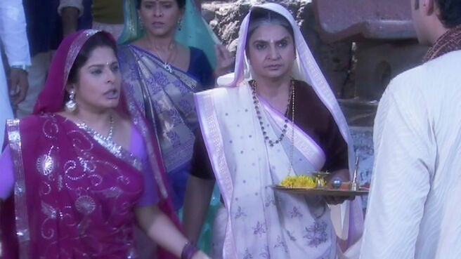 Watch Nee Thanae En Pon Vasantham S1 Episode 41 on JioHotstar