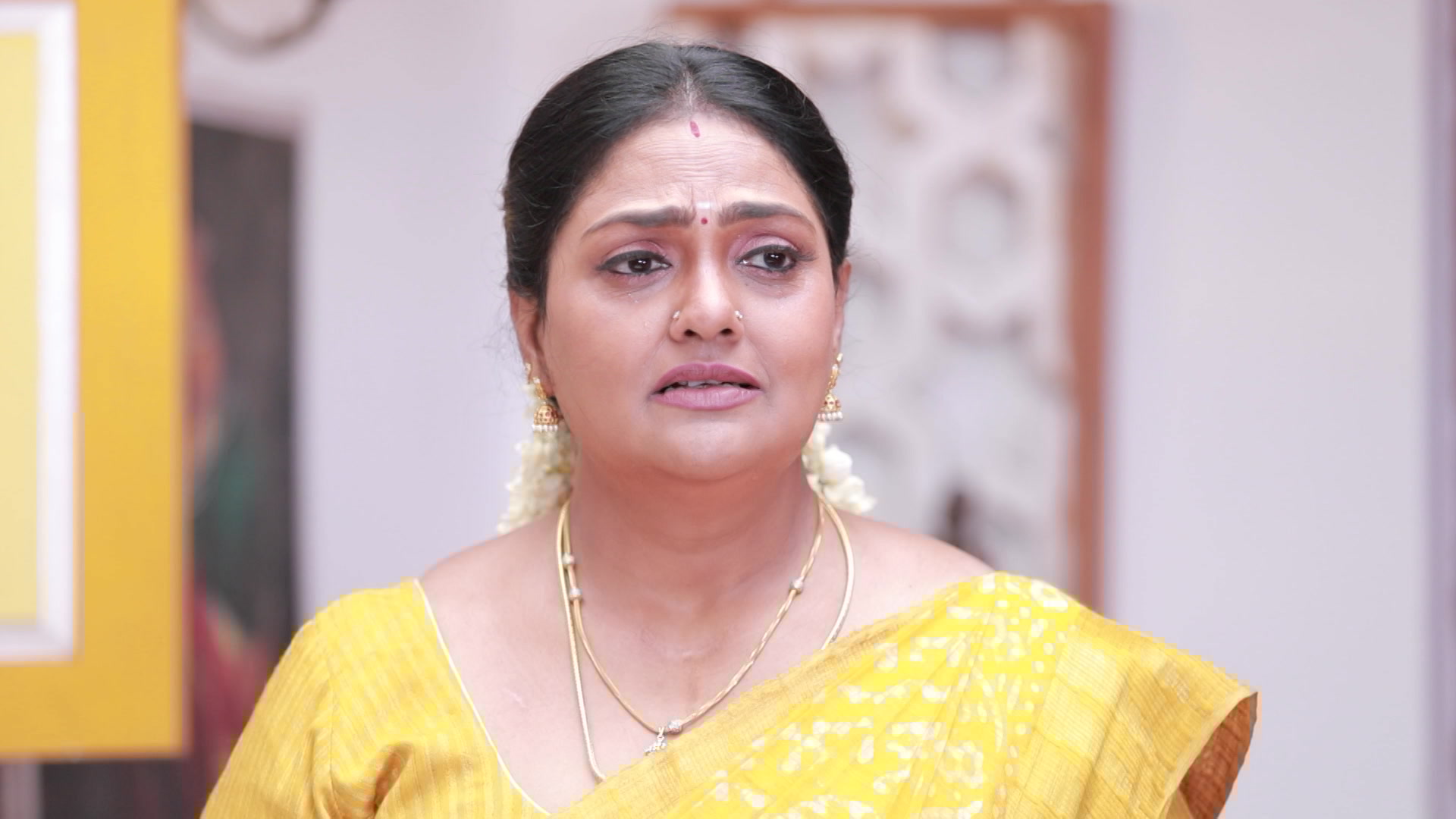 Watch Pandian Stores 2 Episode 235 on JioHotstar