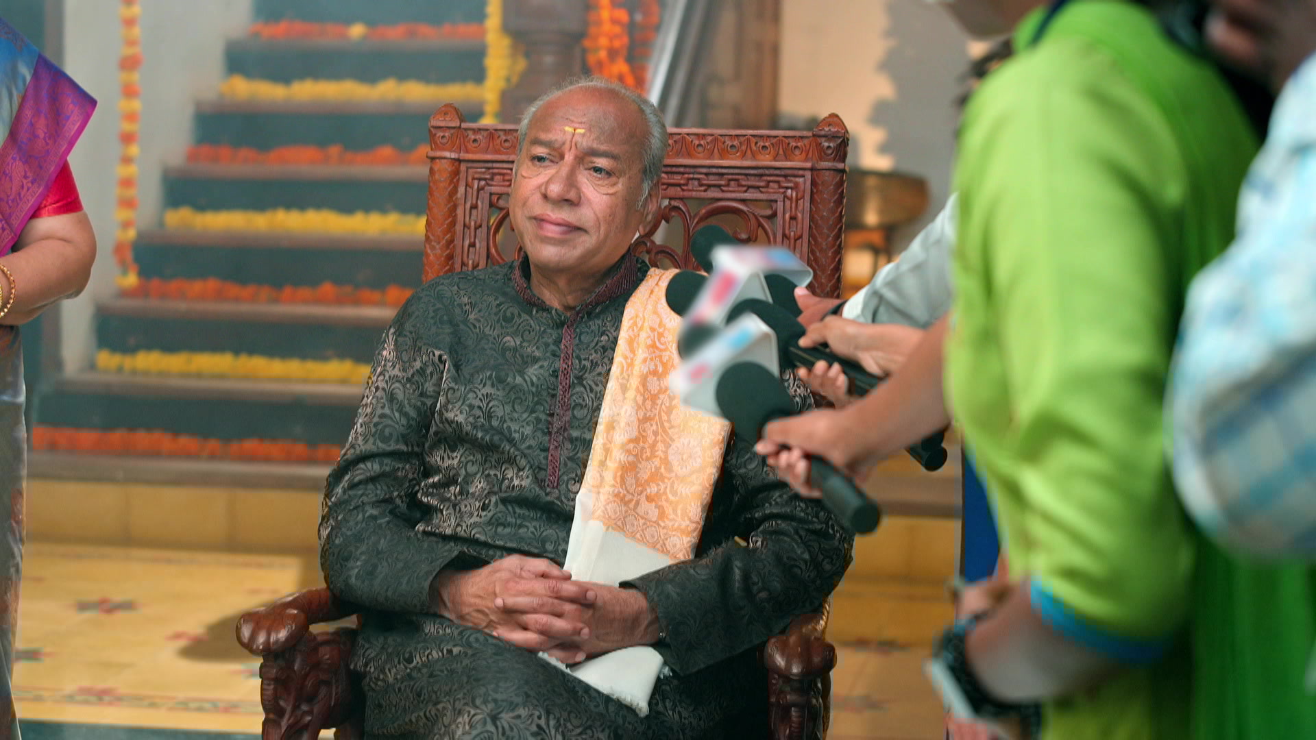 Watch lakshmi-tiffin-room only on Watcho