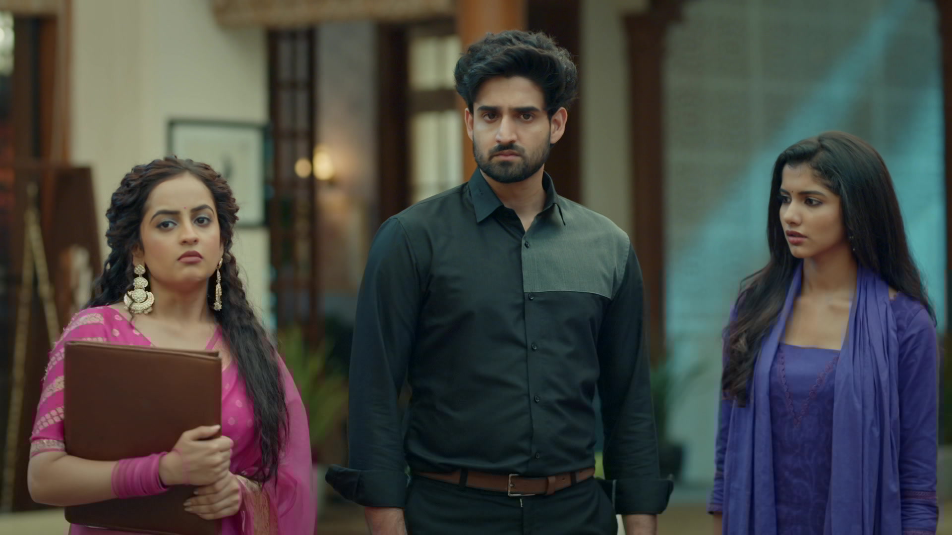 Watch Pocket Mein Aasman Episode 121 on JioHotstar