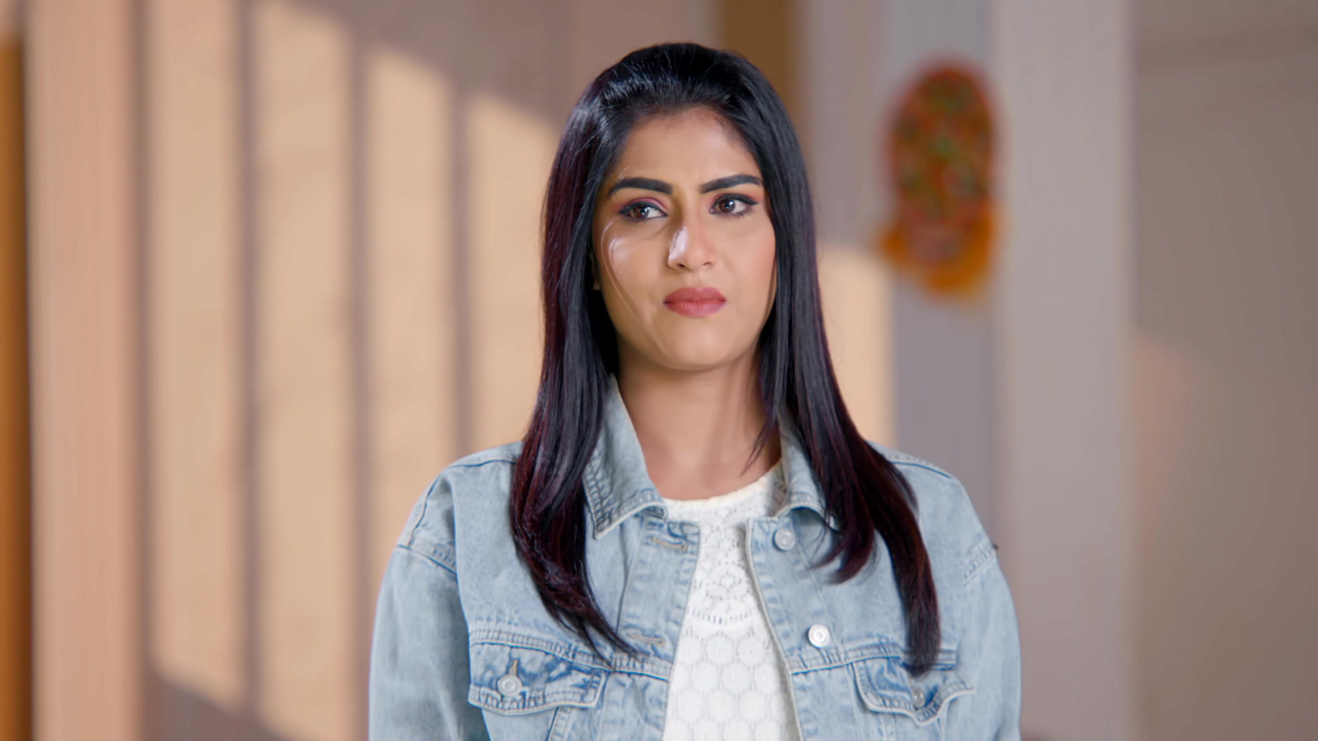 Watch Sharade S1 Episode 90 on JioHotstar