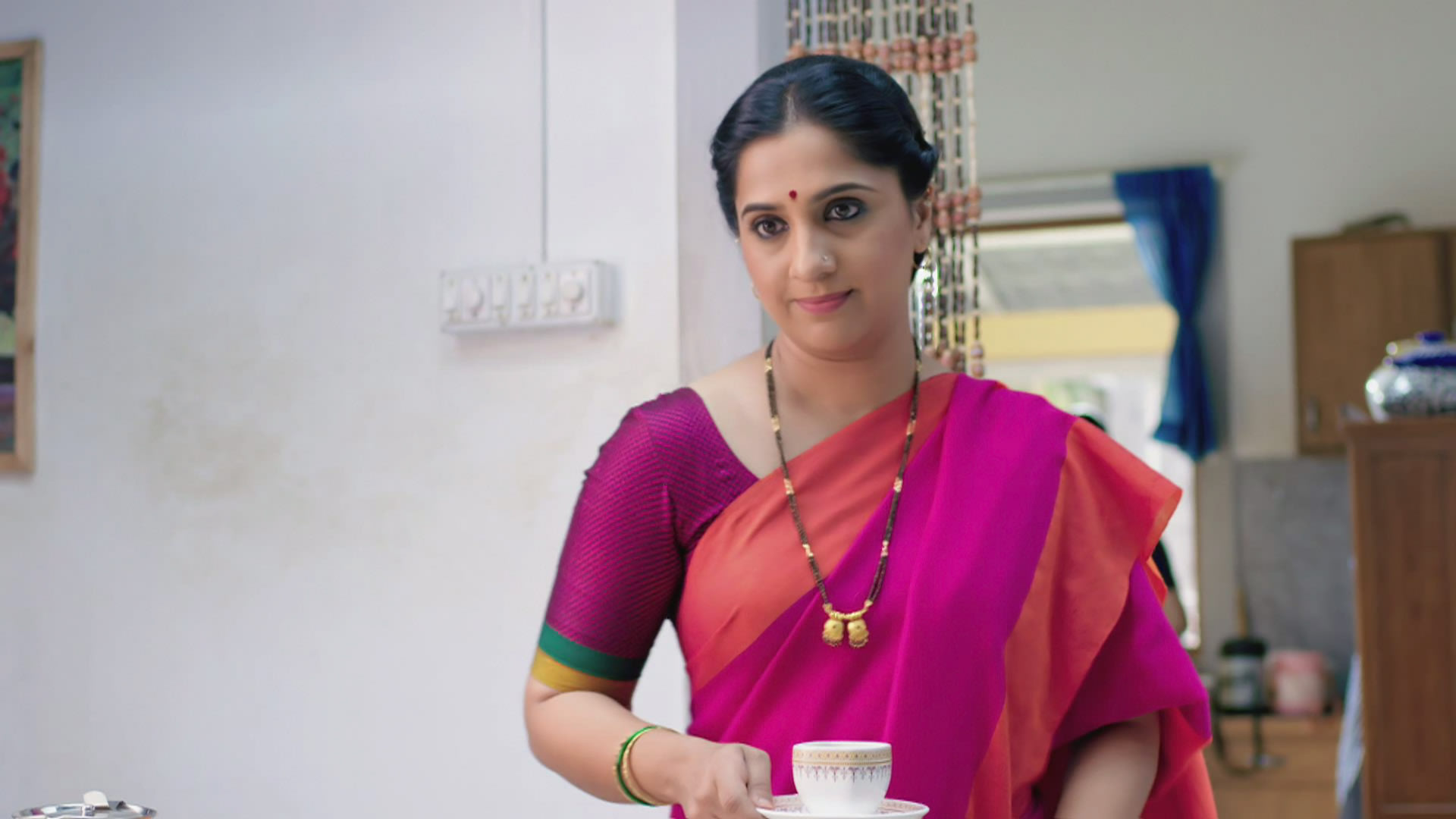 Watch Aai Kuthe Kaay Karte S1 Episode 1 on JioHotstar