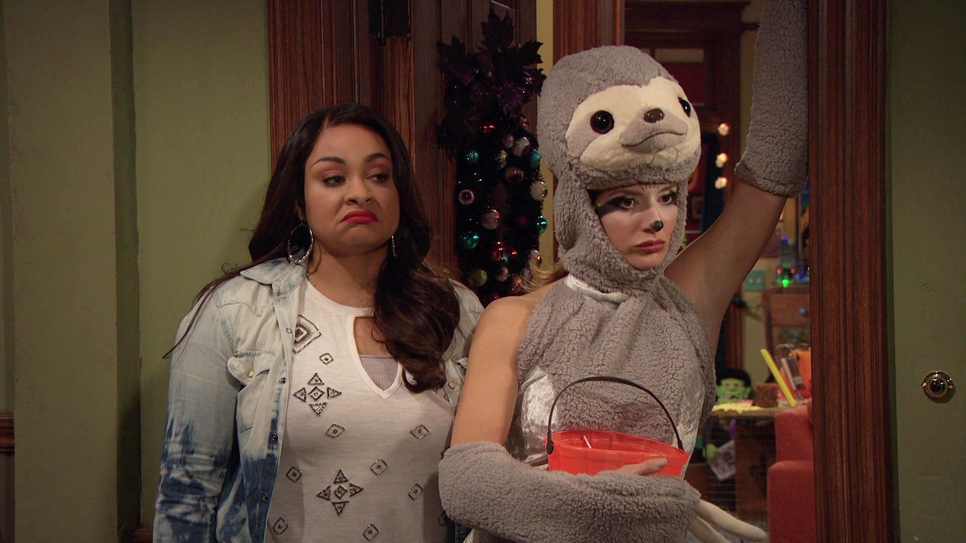 Watch Raven's Home S1 Episode 11 on JioHotstar