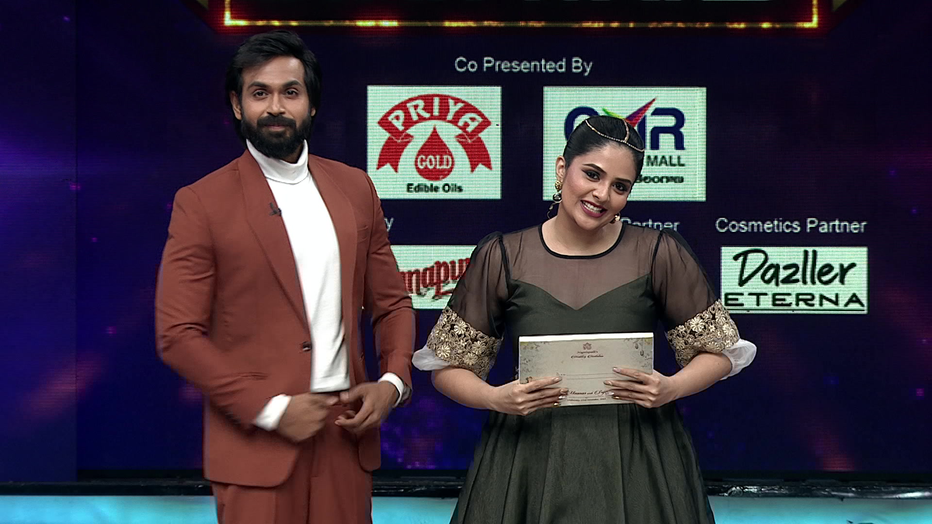 Watch New Episodes of adivaram-with-star-maa-parivaram only on Watcho