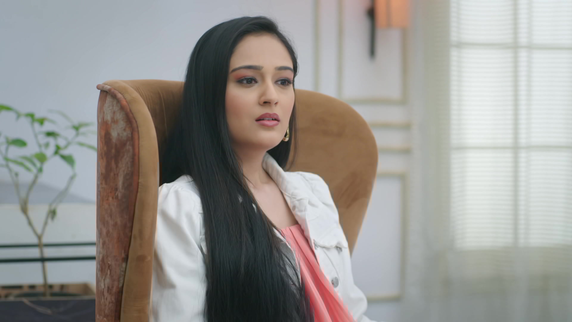 Watch Iss Ishq Ka... Rabb Rakha S1 Episode 179 on JioHotstar
