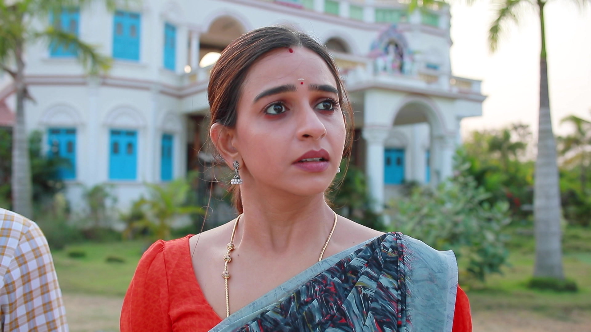 Watch Mahanadhi S1 Episode 310 on JioHotstar