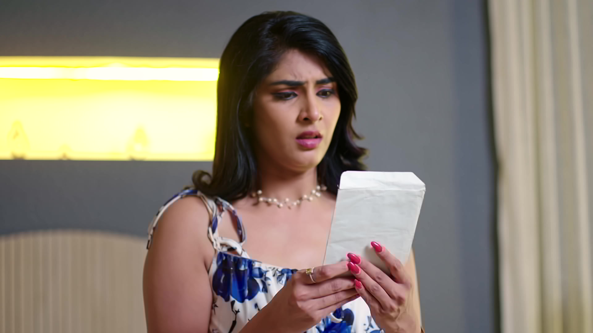 Watch Sharade Episode 32 on JioHotstar