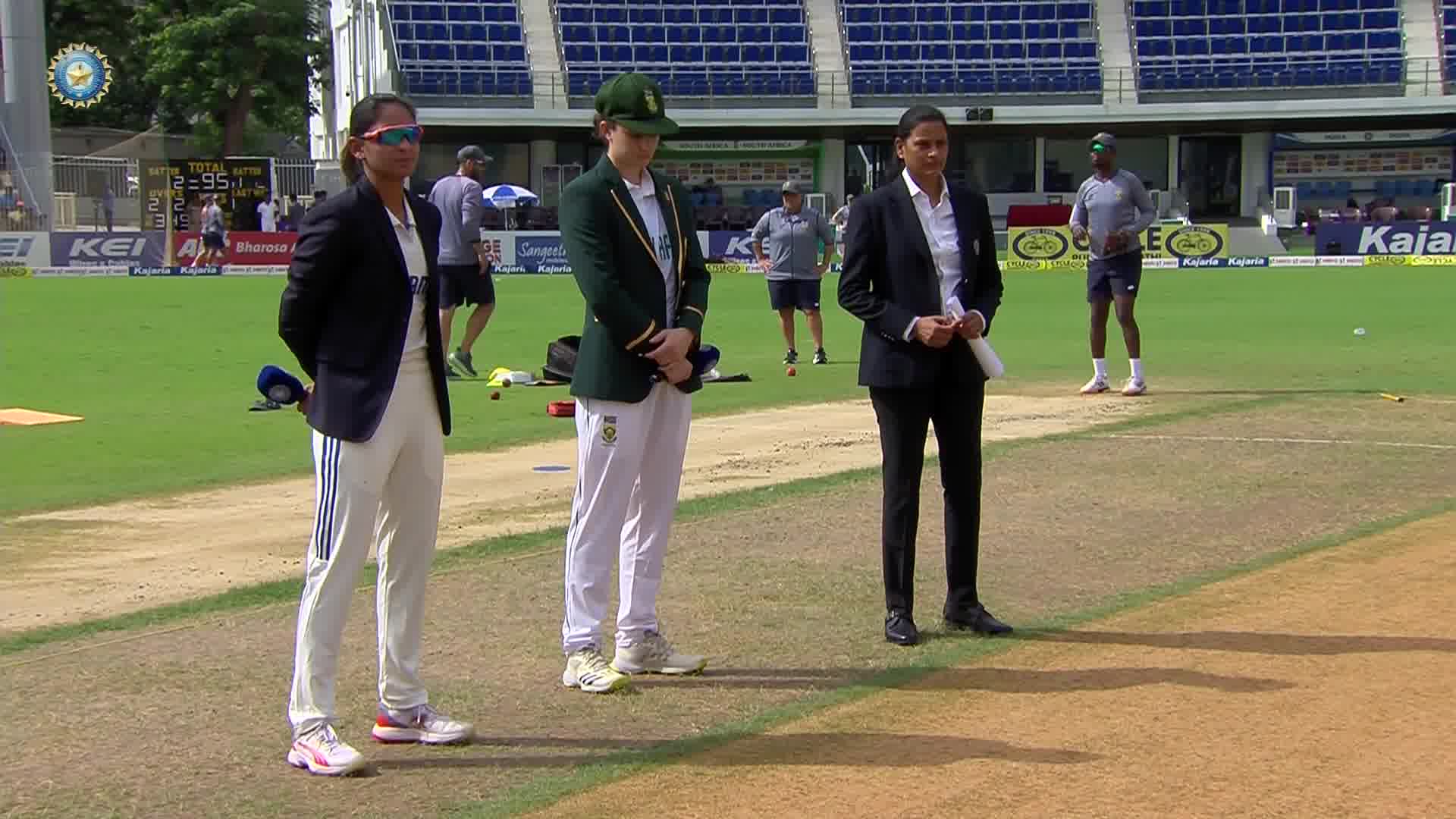 Toss! IND-W Opt To Bat