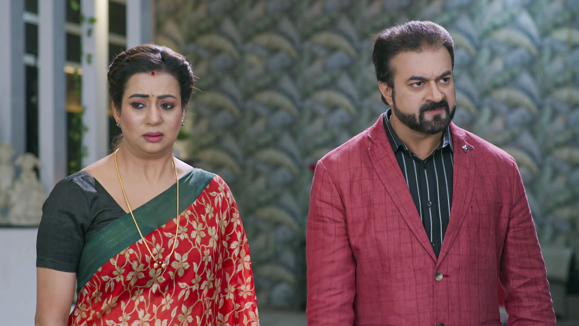 Watch Geetha L.L.B S1 Episode 140 on JioHotstar