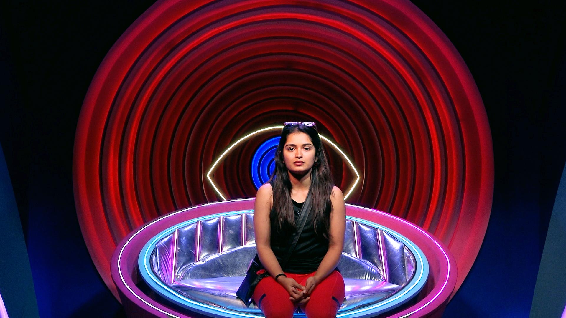 Watch Bigg Boss Episode 17 on JioHotstar