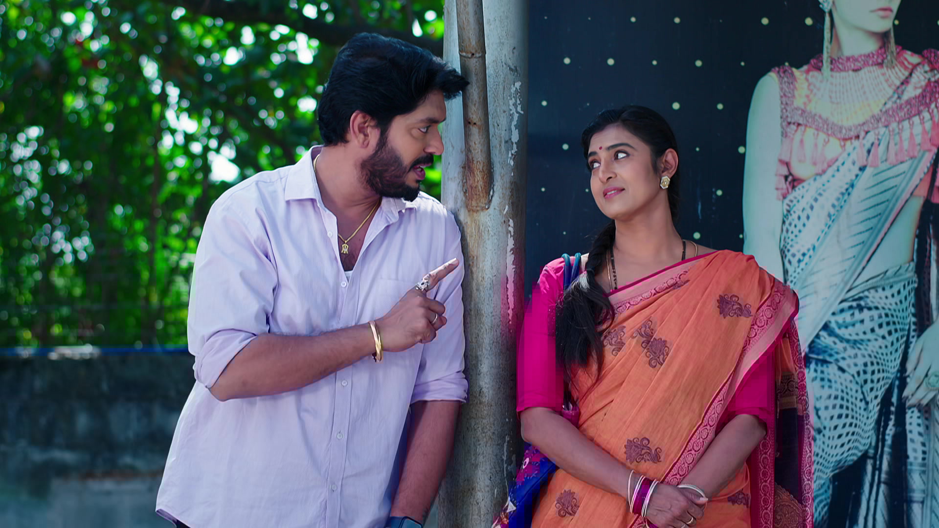 Watch Intinti Gruhalakshmi S1 Episode 822 on JioHotstar