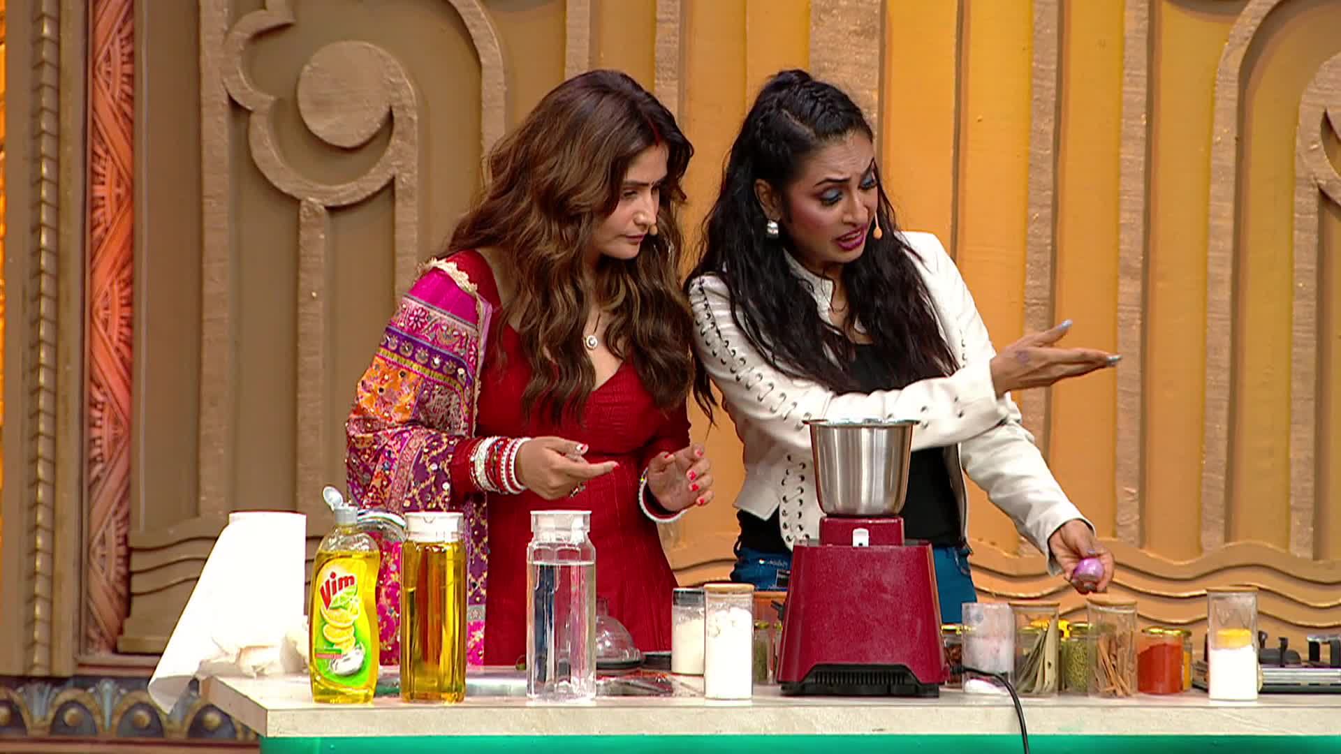 Watch Laughter Chefs Unlimited Entertainment Episode 10 on JioHotstar