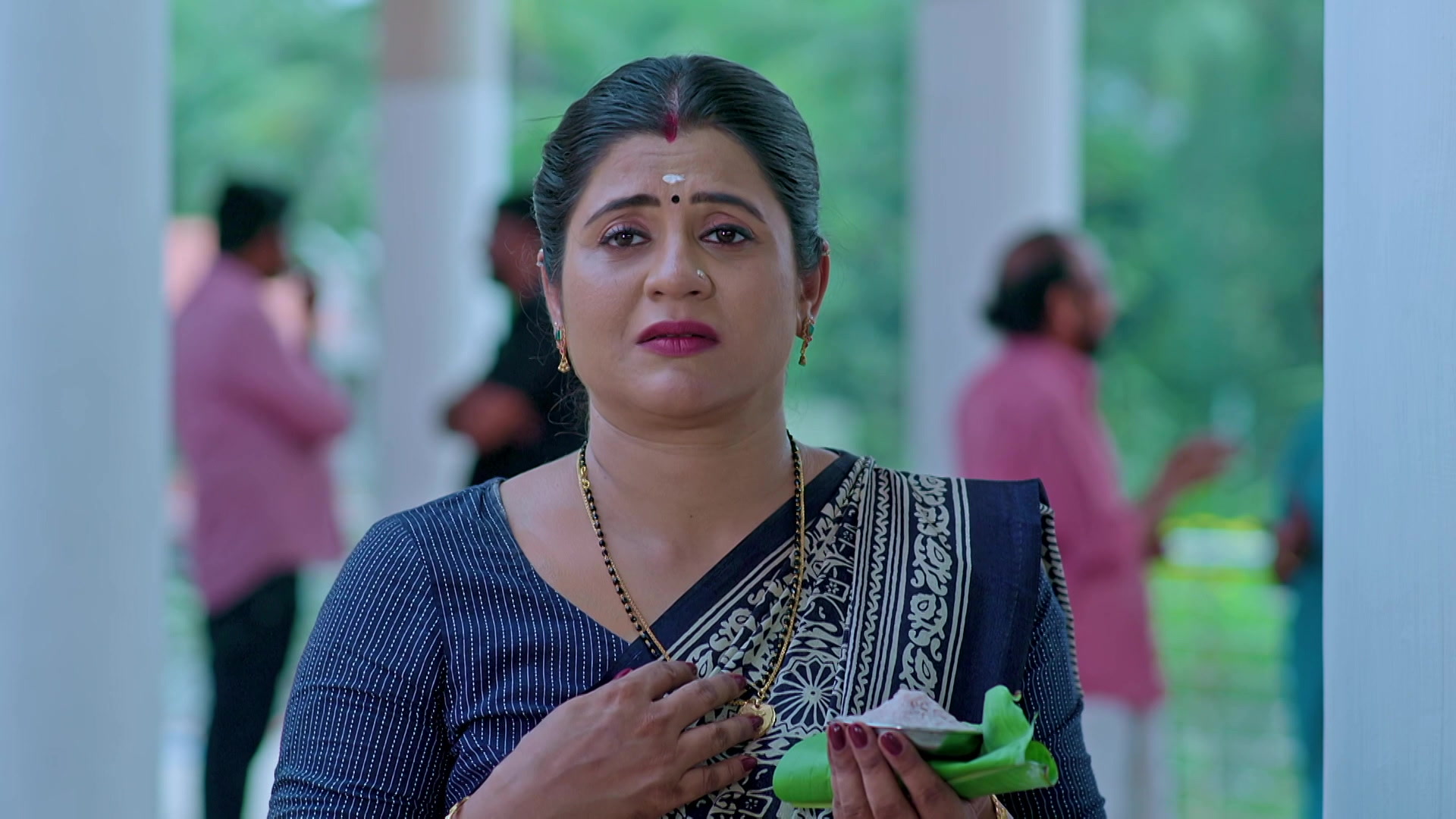 Watch Chempaneer Poovu Episode 59 on JioHotstar