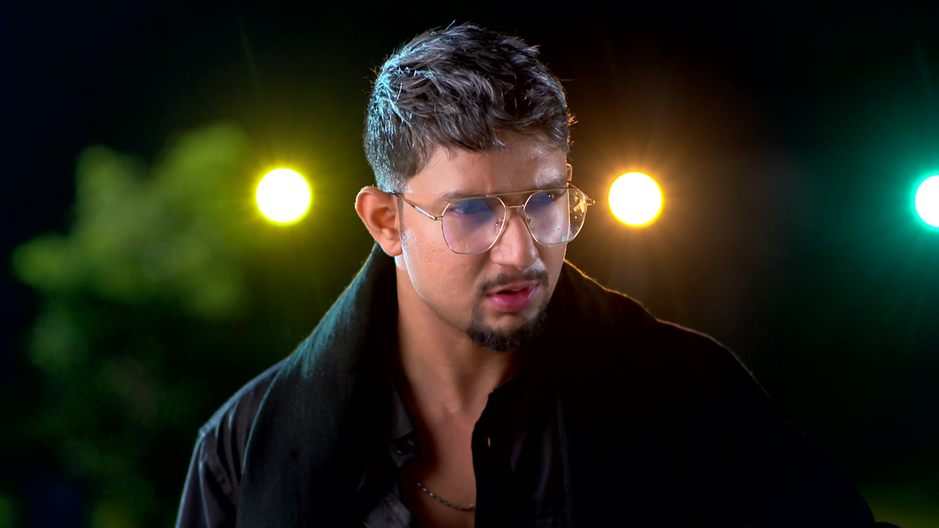 Watch Anurager Chhowa S1 Episode 1224 on JioHotstar