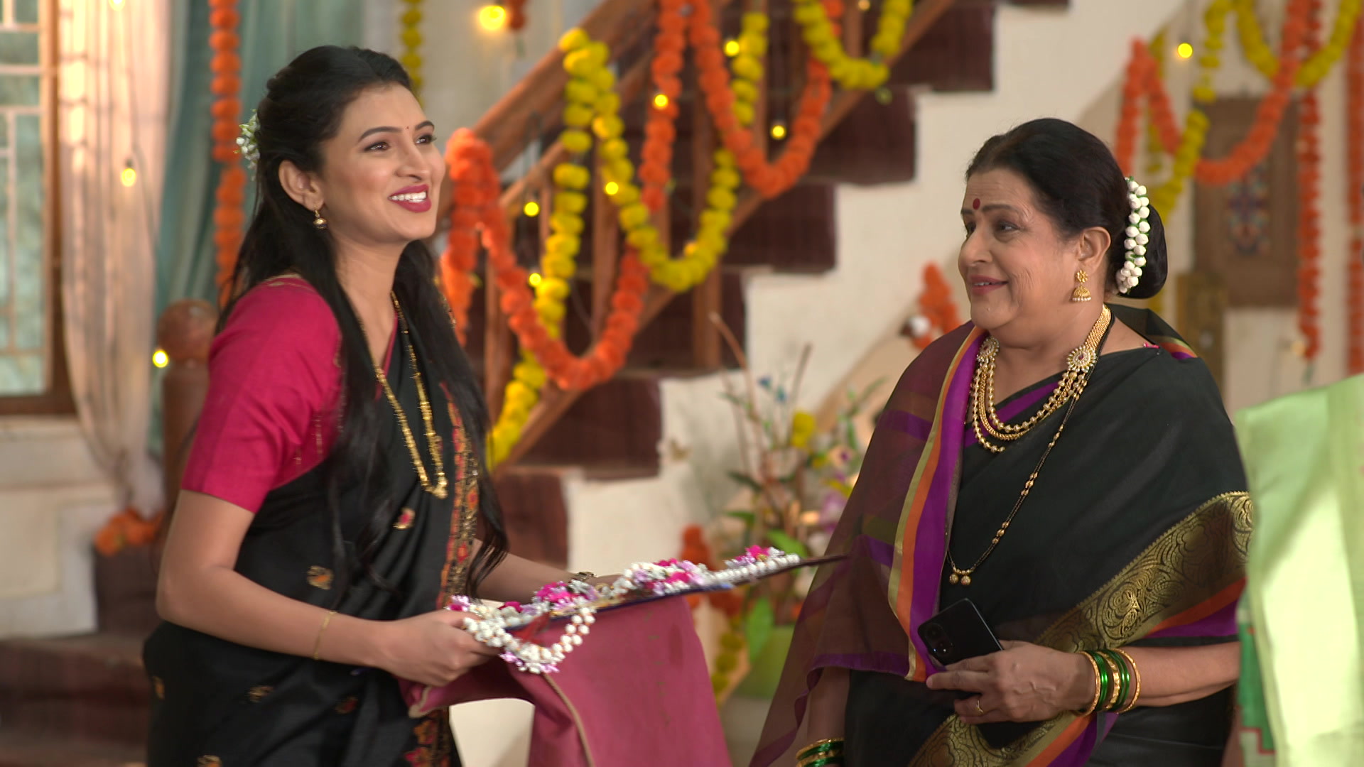 Watch Gharo Ghari Maatichya Chuli S1 Episode 273 on JioHotstar