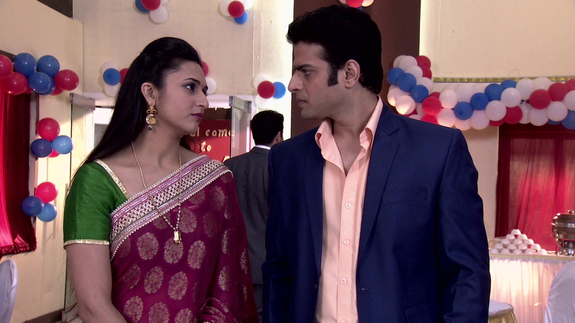 Watch New Episodes of aei-bodhe-prema only on Watcho