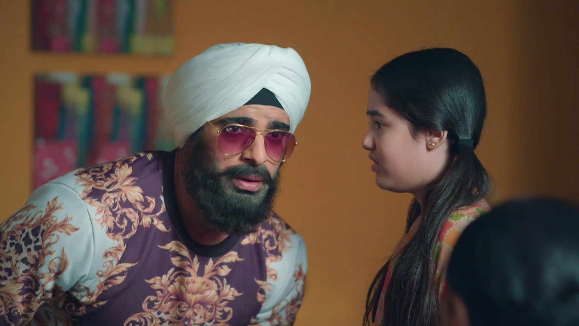 Watch Kulfi Kumar Bajewala S1 Episode 358 on JioHotstar