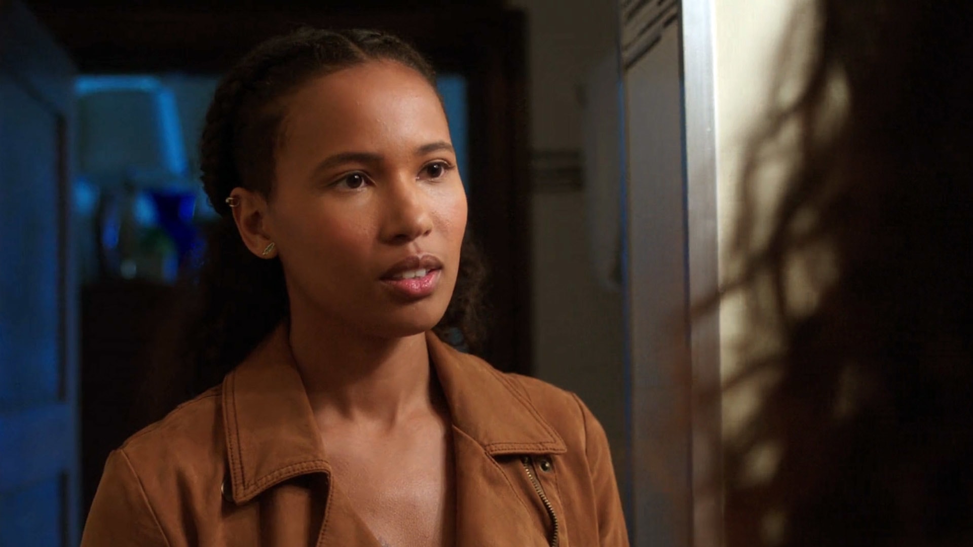 Nonton Primal Instincts Season 2 Episode 5 - Primal Instincts di Disney+